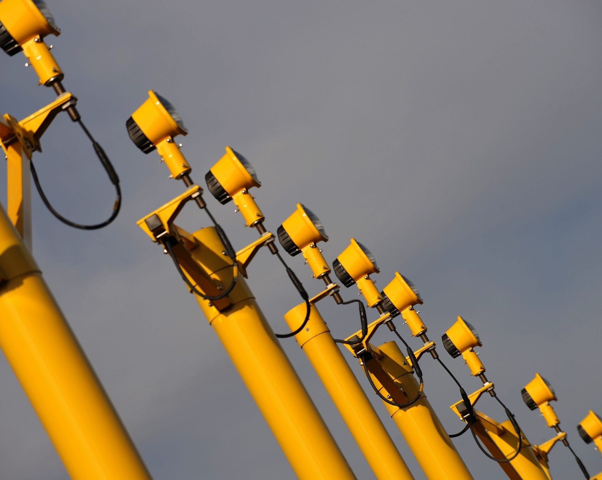 Frangible Approach Masts - Pollite - UK manufactured