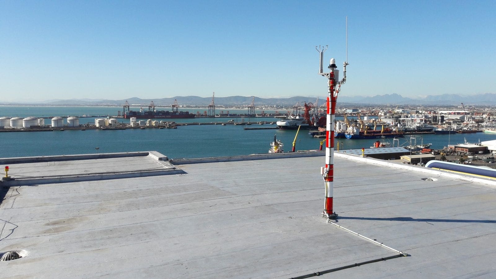 The importance of frangible anemometer masts - Pollite