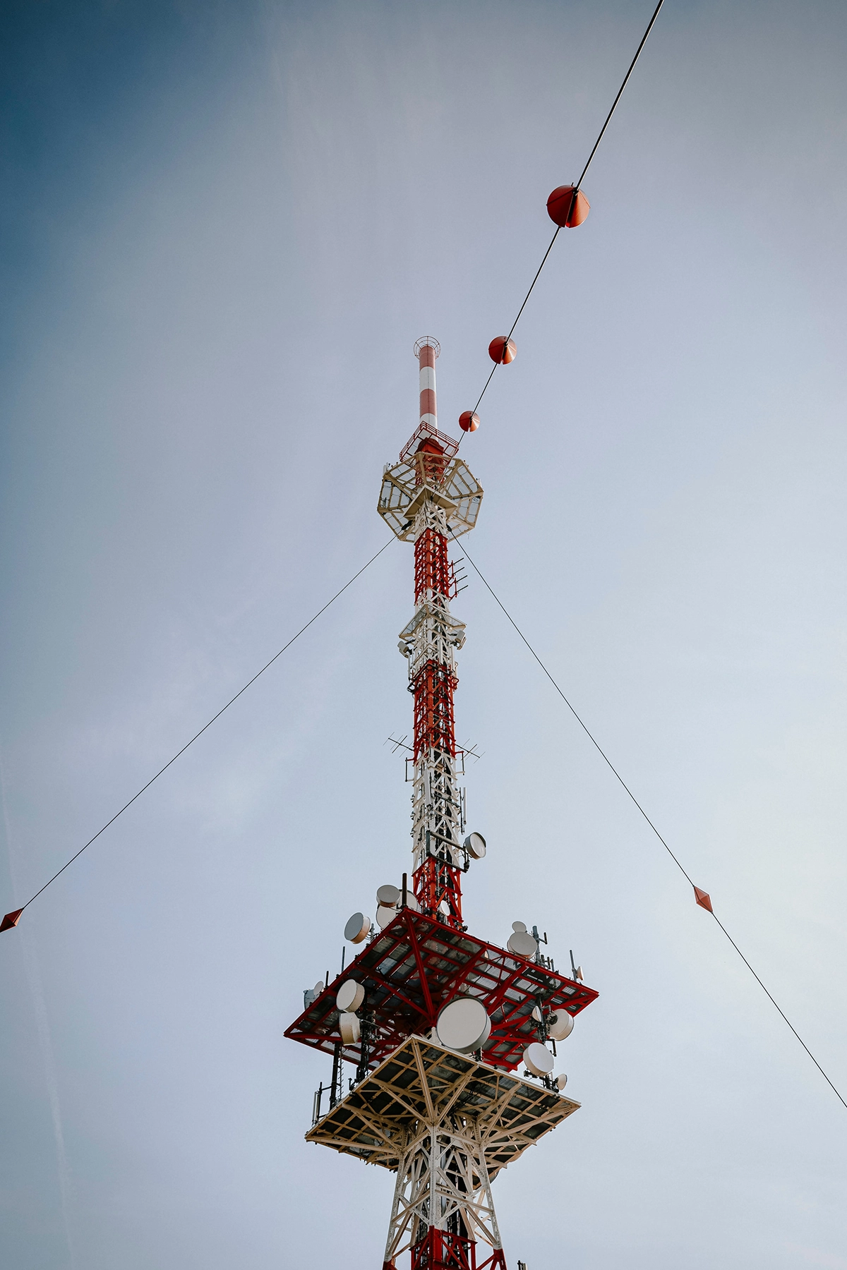 Radio and TV broadcasting safety: Frangible masts | Pollite