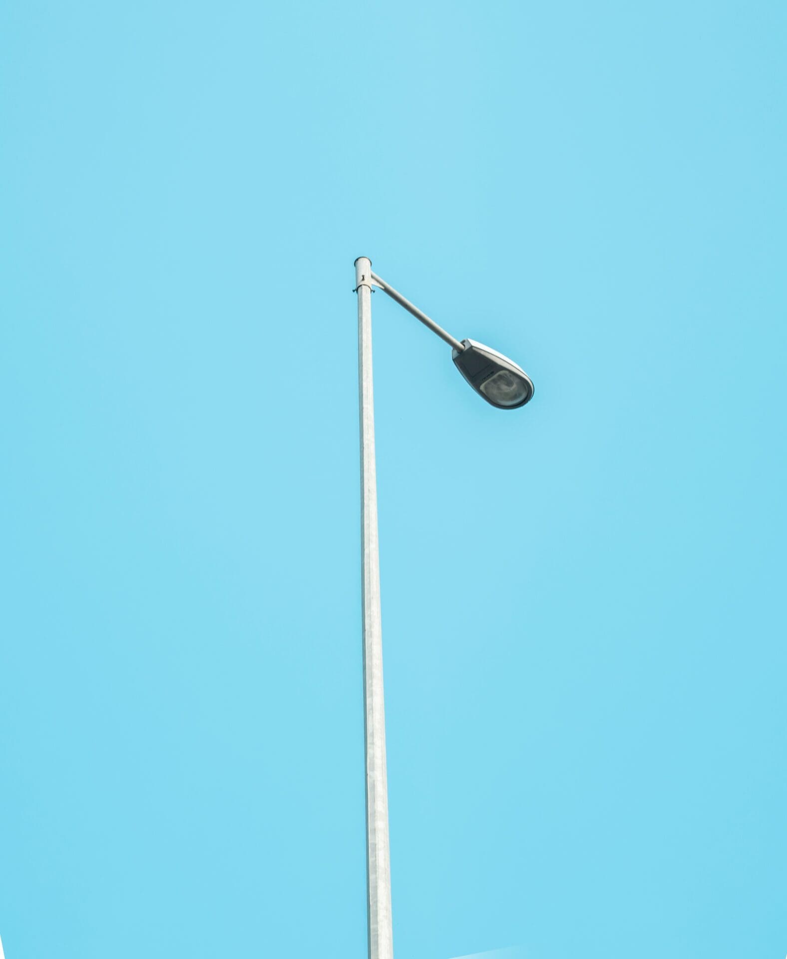 Revolutionising Street Lighting with frangible masts - Pollite
